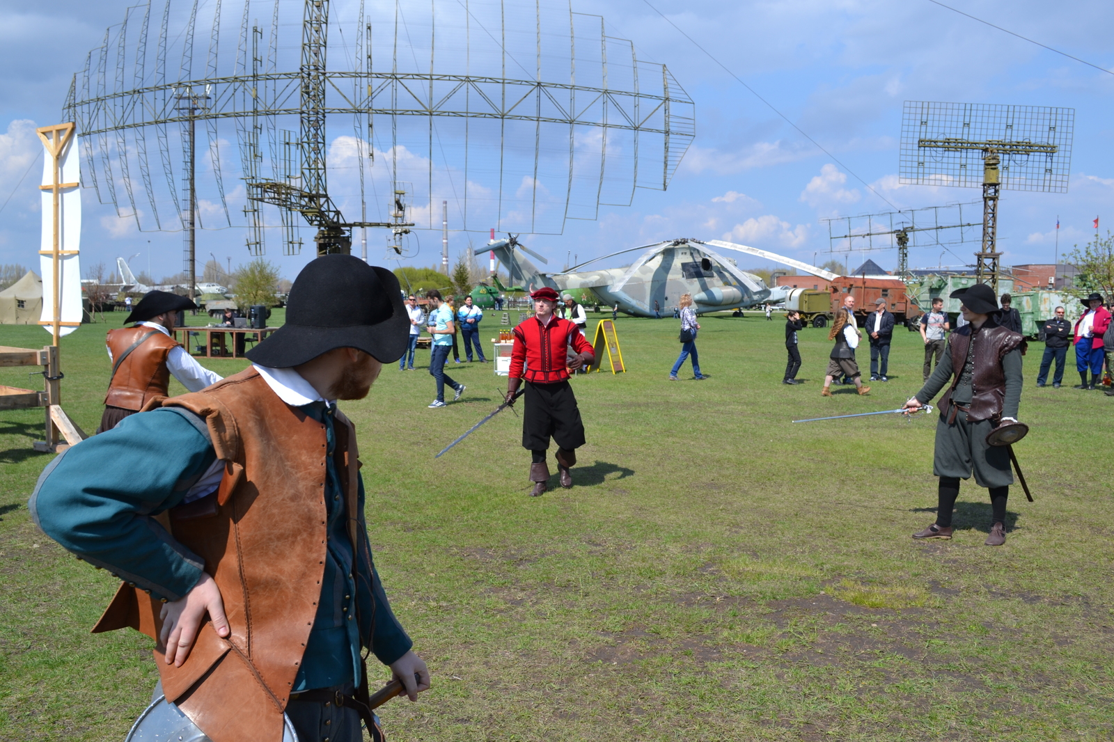 Фехтование: Один против нескольких | Пикабу