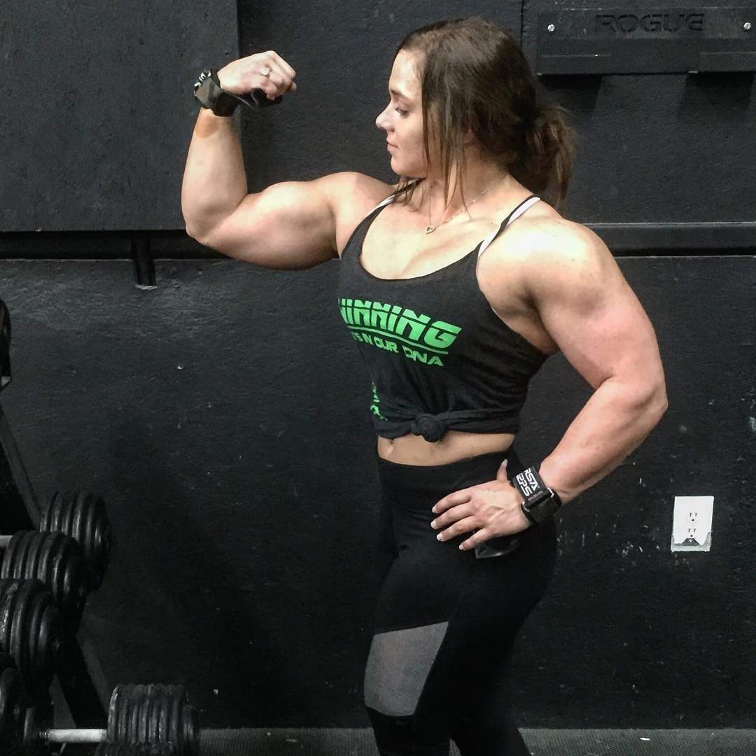 Alexis Ewers (@crossfit_bodybuilder) | Пикабу